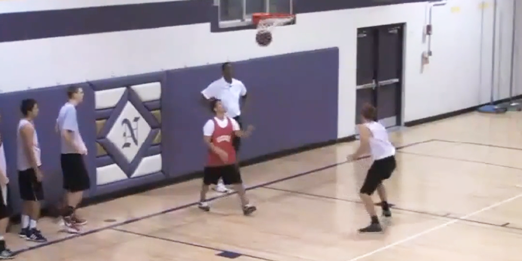 Post Drill – Inbounds Jump Hook – Bill Cartwright [VIDEO] – Coaches Insider
